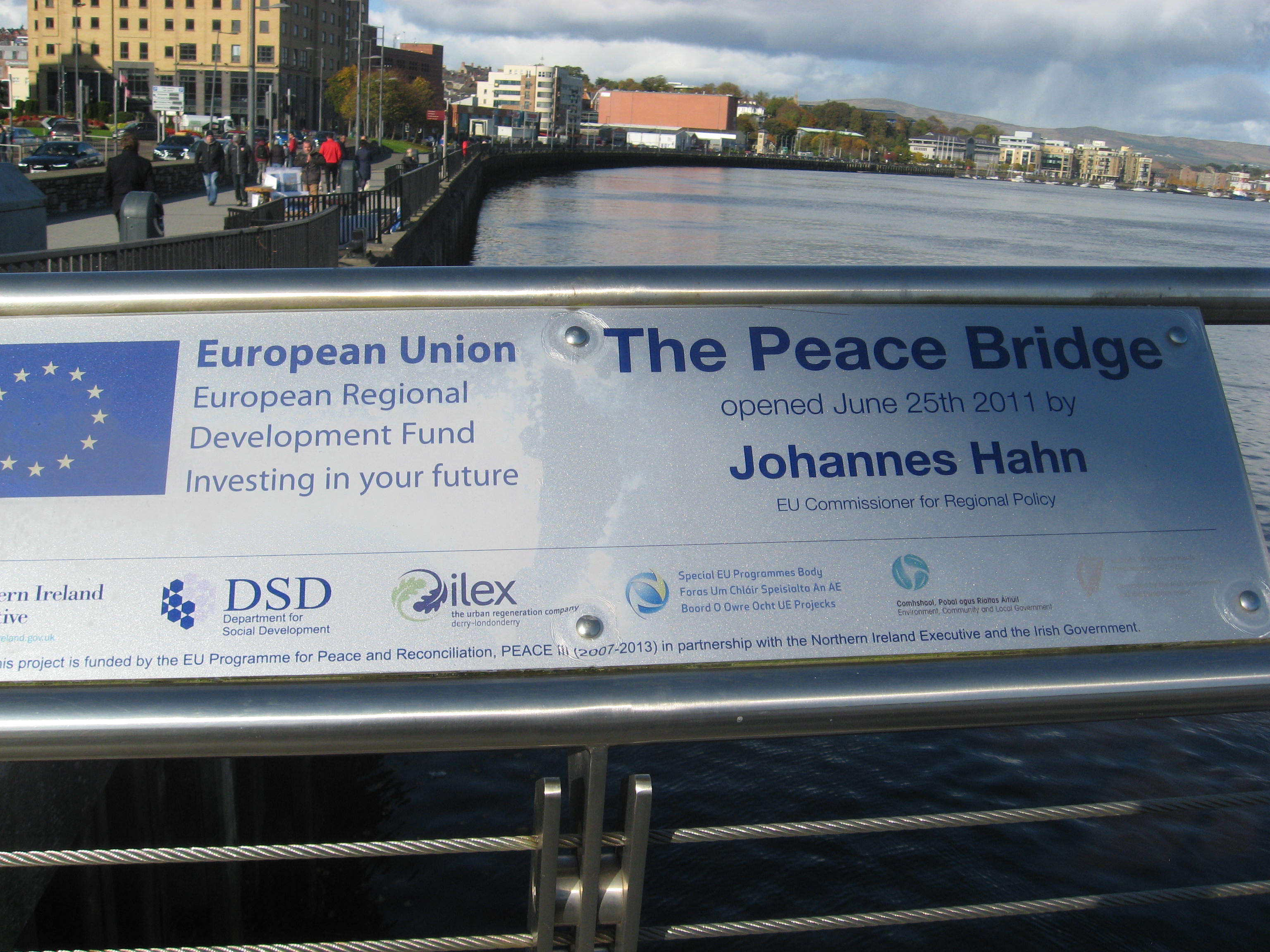 The Peace Bridge Crossing The River Foyle – Watching the Daisies